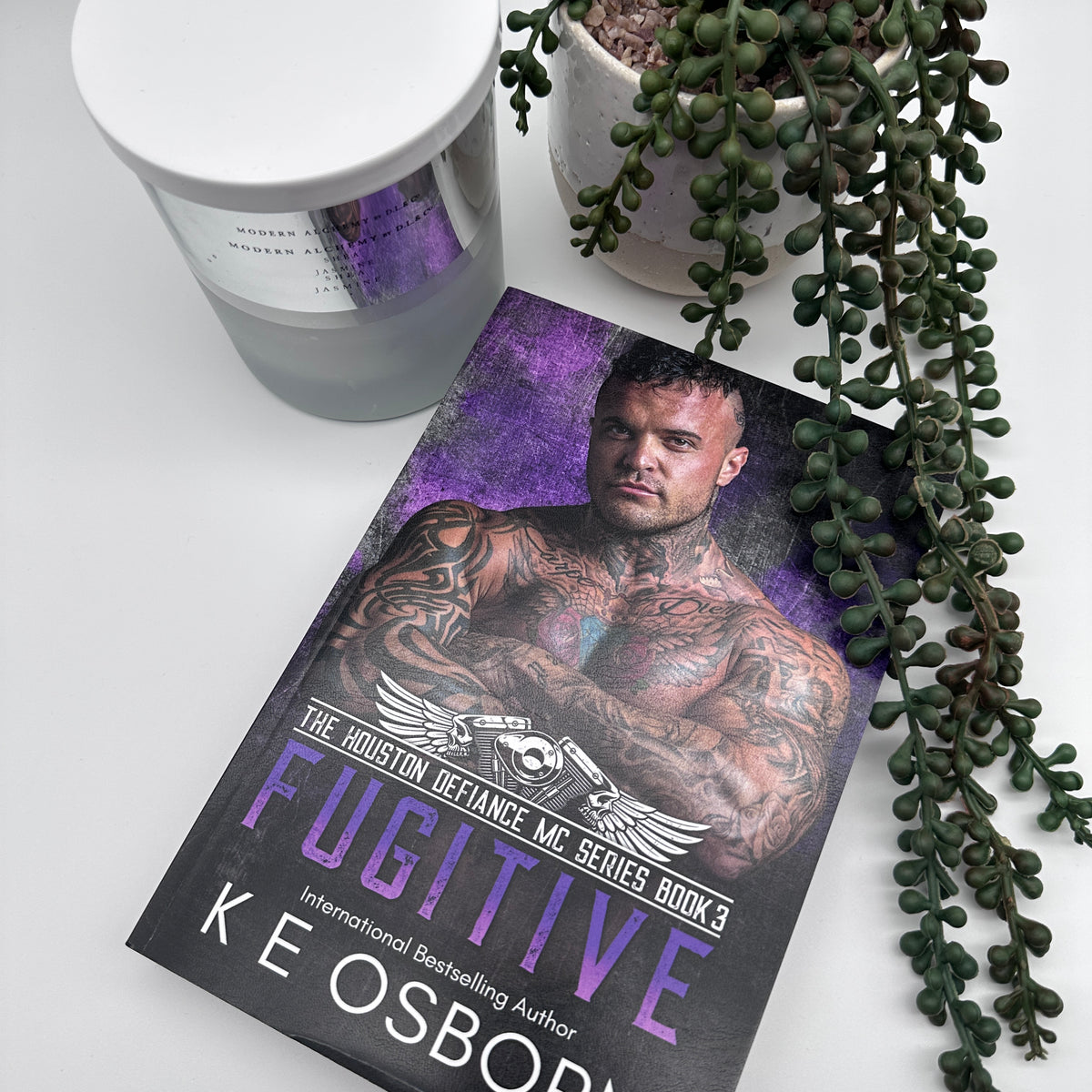 Fugitive - Paperback – K E Osborn Author