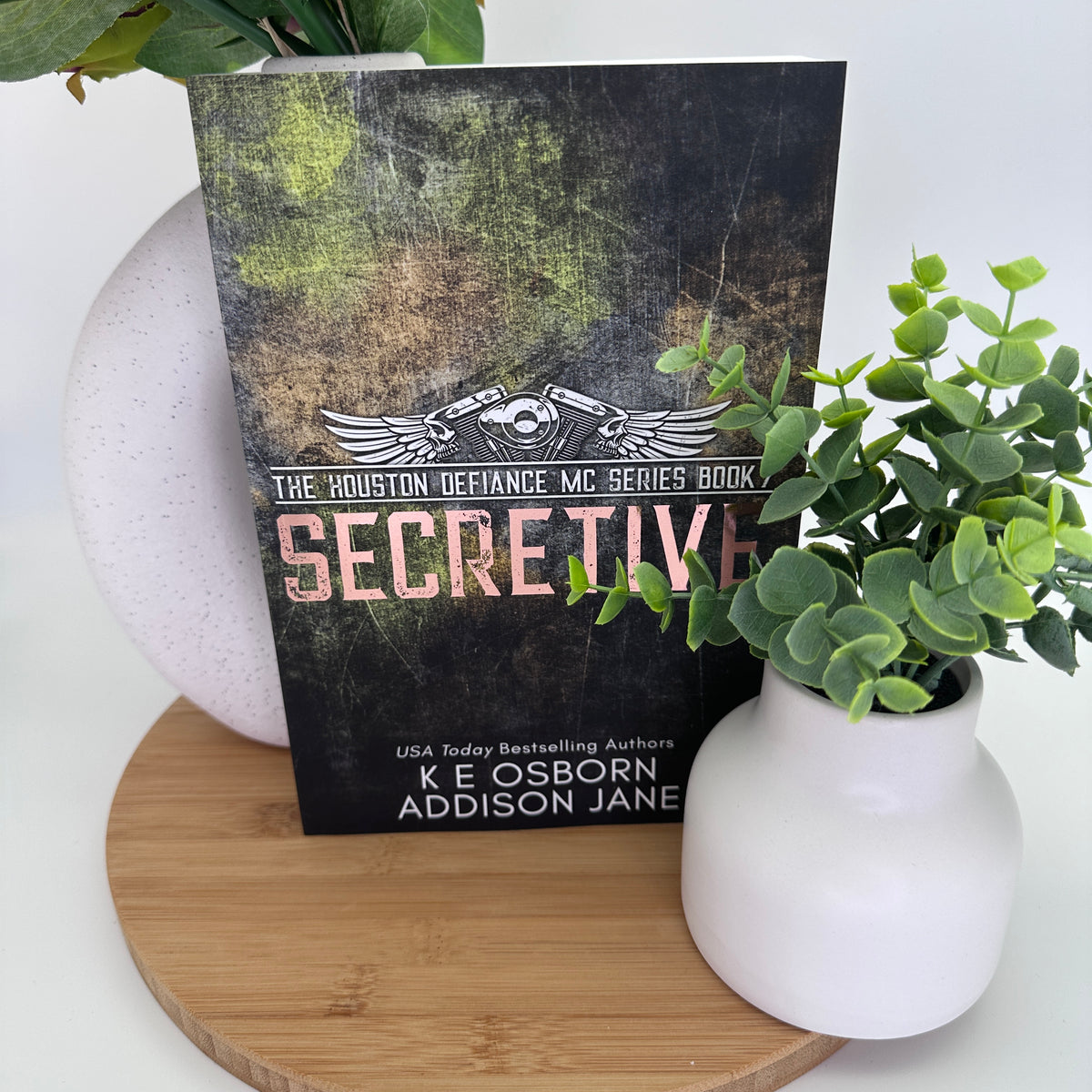 Secretive - Special Edition Paperback – K E Osborn Author